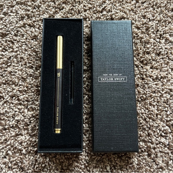 Taylor Swift | Accessories | New Taylor Swift The Tortured Poets ...